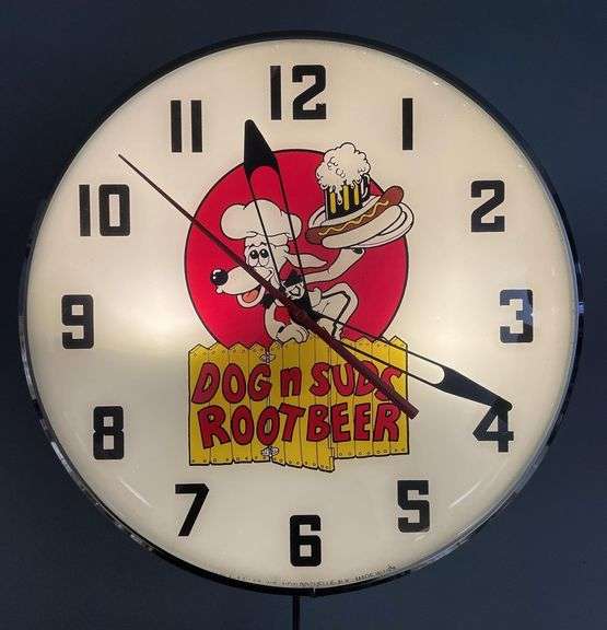 Dog n Suds Root Beer Light-Up Advertising Clock - Matthew Bullock ...
