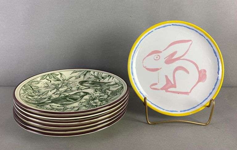 Group of 7 Porcelain Animal Plates - Matthew Bullock Auctioneers