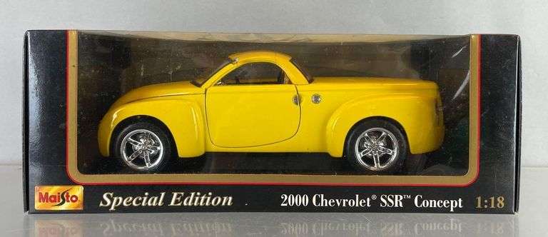 Maisto Special Edition 2000 Chevy SSR Concept Die-Cast Car - Matthew ...