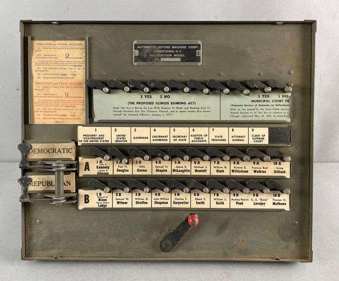 Vintage City of Chicago Voting Machine - Matthew Bullock Auctioneers