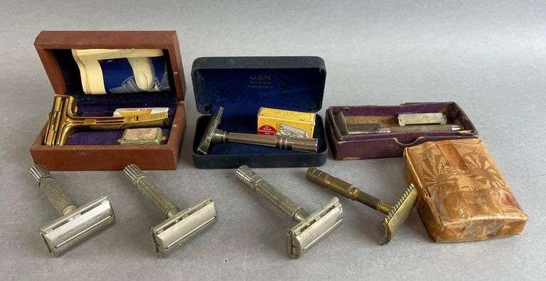 Group of 7 Vintage Safety Razors - Matthew Bullock Auctioneers
