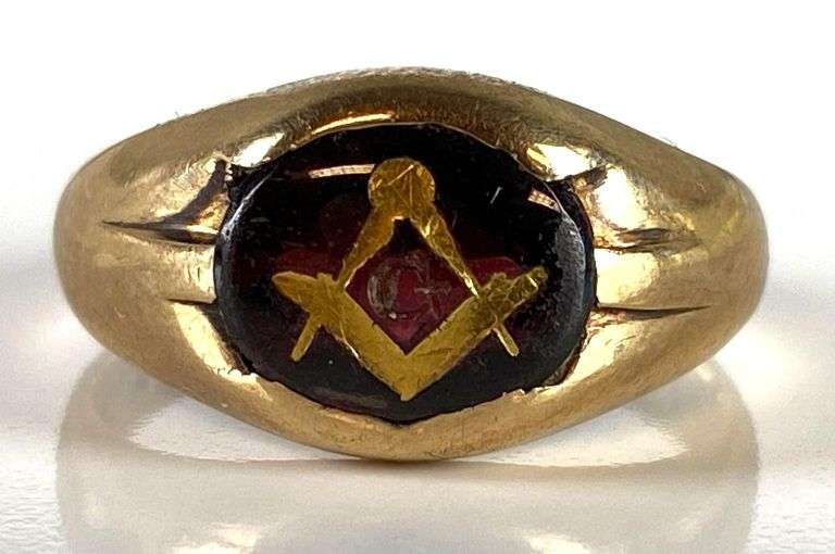 10K Gold Masonic Ring - Matthew Bullock Auctioneers