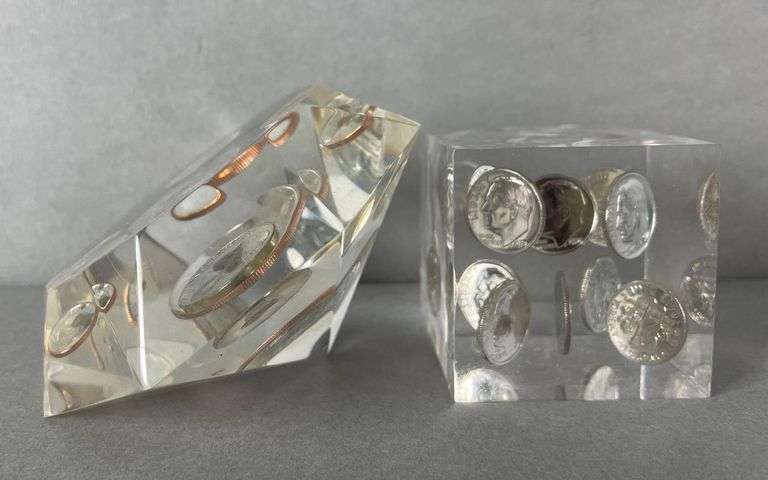 Group of 2 U.S. Coins Resin Paperweights - Matthew Bullock Auctioneers