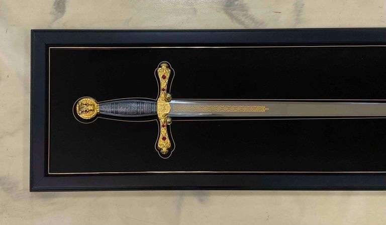 Franklin Mint King Arthur’s Excalibur Display Long Sword - Matthew ...