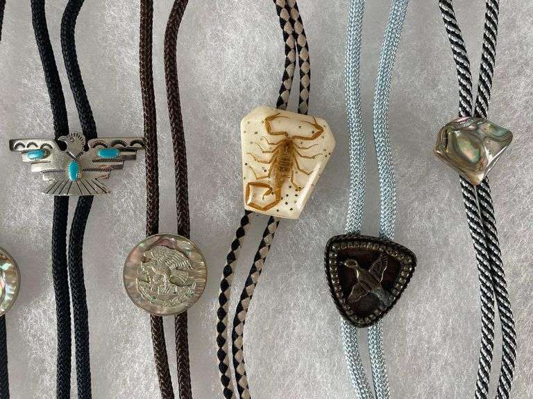 Group of 8 Vintage Bolo Ties - Matthew Bullock Auctioneers