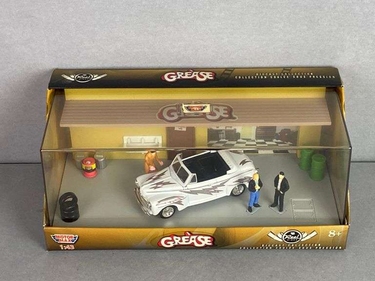 Motor Max Reel Rides Grease 1948 Ford Deluxe - Matthew Bullock Auctioneers