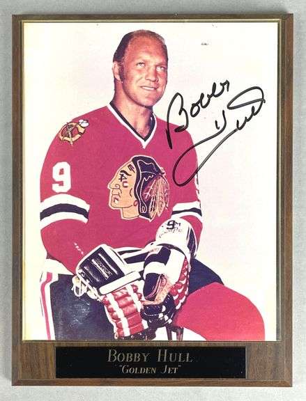 Bobby Hull Signed 8 x 10 Photo with Plaque - Matthew Bullock Auctioneers