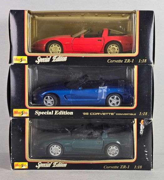 Group of 3 Maisto Special Edition Corvettes - Matthew Bullock Auctioneers