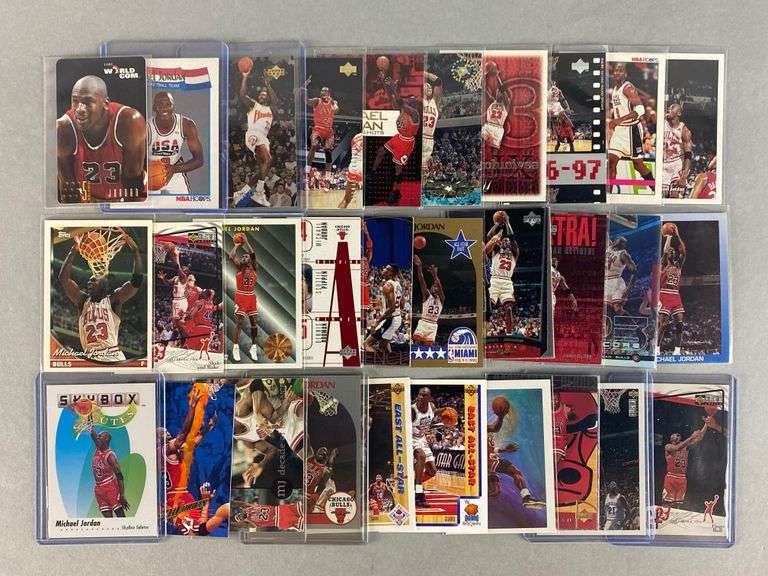 30 - Michael Jordan Cards - Matthew Bullock Auctioneers