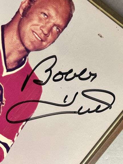Bobby Hull Signed 8 x 10 Photo with Plaque - Matthew Bullock Auctioneers