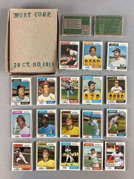1974 Topps Baseball West Corps. Cello Fun Packs Vending Box of 20 with ...