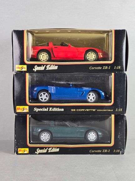 Group of 3 Maisto Special Edition Corvettes - Matthew Bullock Auctioneers