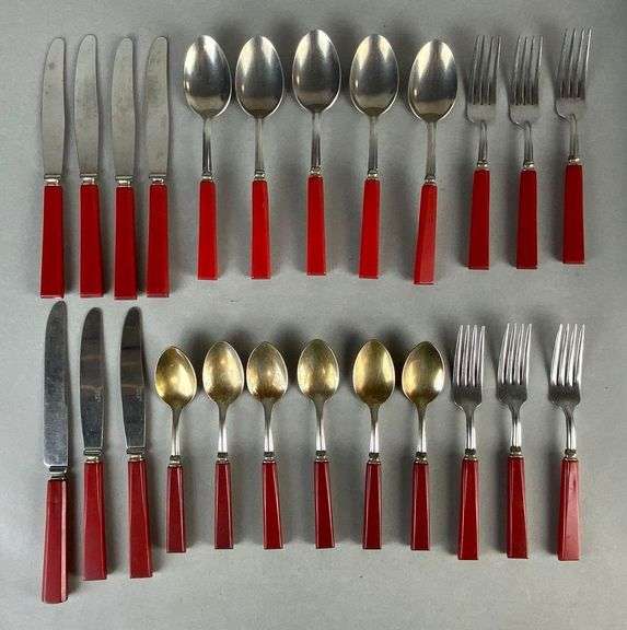 Red Bakeware Handled Stainless Steel Flatware Set - Matthew Bullock ...