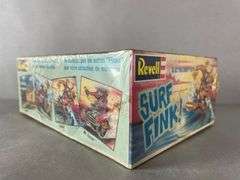 Revell Surf Fink Model Kit - Matthew Bullock Auctioneers