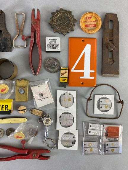 Group of Assorted Items - Matthew Bullock Auctioneers