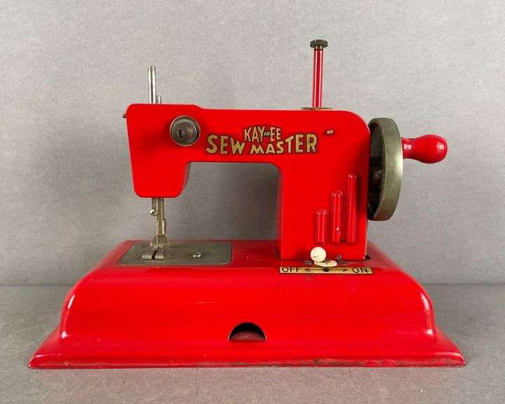 Kayanee Sew Master Toy Sewing Machine - Matthew Bullock Auctioneers
