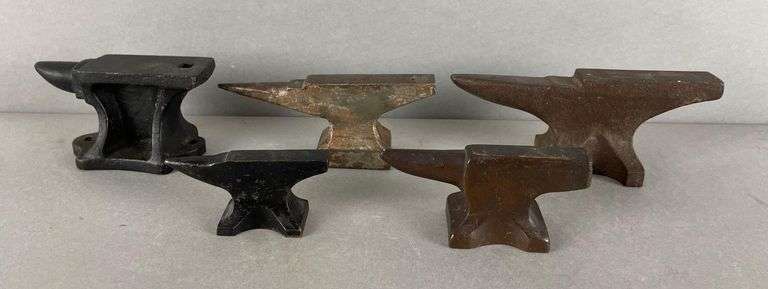 Group of Miniature Anvils - Matthew Bullock Auctioneers