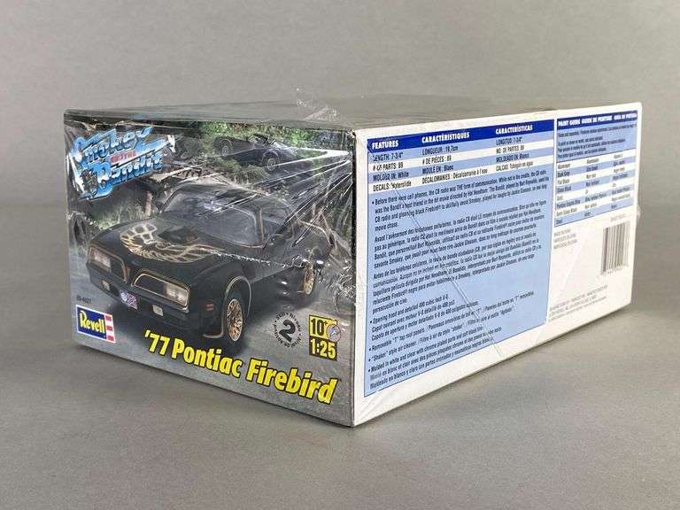 Smokey and the Bandit 1977 Pontiac Firebird Model Kit - Matthew Bullock ...