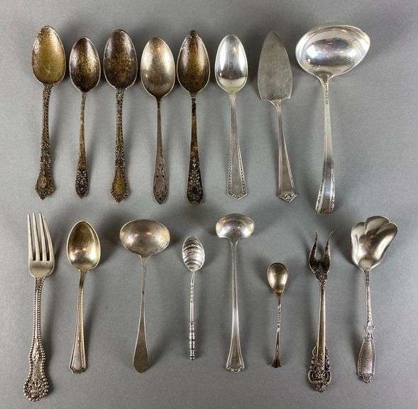 Group of 16 Sterling Silver Flatware - Matthew Bullock Auctioneers