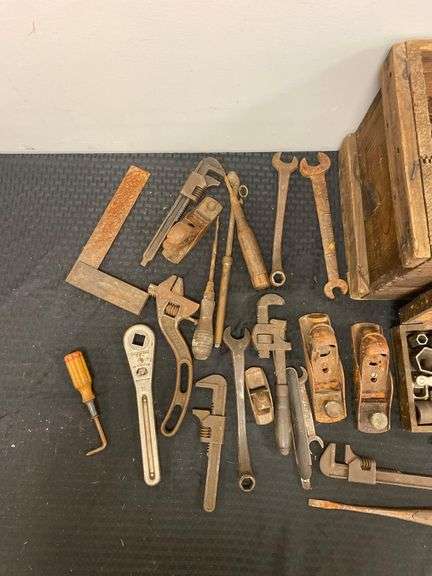 Group of Assorted Tools and More - Matthew Bullock Auctioneers