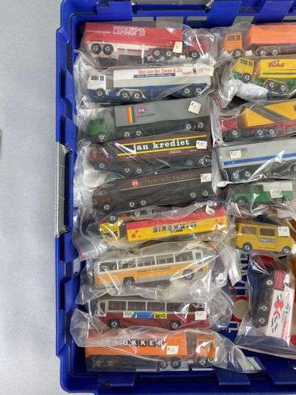 Group of Assorted Die-Cast Vehicles - Matthew Bullock Auctioneers