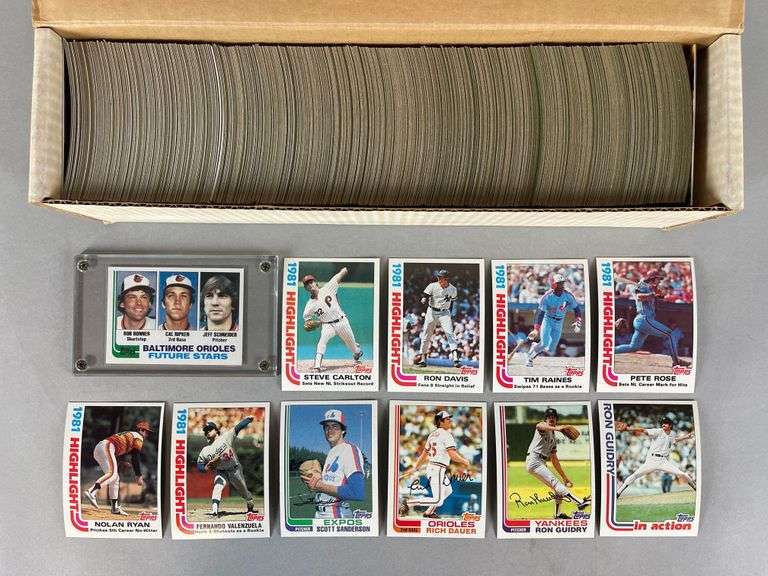1982 Topps Baseball Complete Set - Matthew Bullock Auctioneers