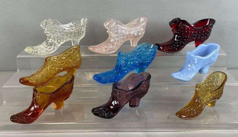 Group of Fenton Art Glass Shoes - Matthew Bullock Auctioneers