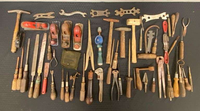 Group of Assorted Metal and Wood Tools - Matthew Bullock Auctioneers