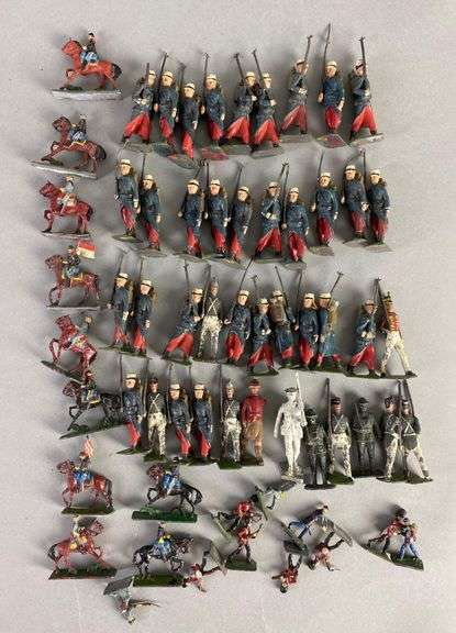 Group of Assorted Colonial Lead Soldiers - Matthew Bullock Auctioneers