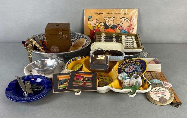 Group of Assorted Items - Matthew Bullock Auctioneers