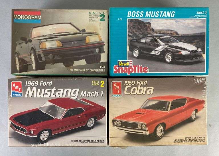 Group of 4 Ford Mustang Plastic Model Kits - Matthew Bullock Auctioneers