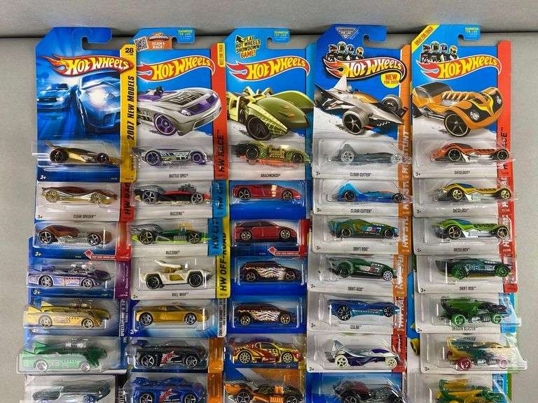 Group of 25 Mattel Hot Wheels Street Racing Die-Cast Cars - Matthew ...