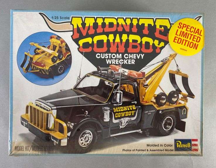 Limited Edtion Revell Midnite Cowboy Custom Chevy Wrecker Plastic Model ...