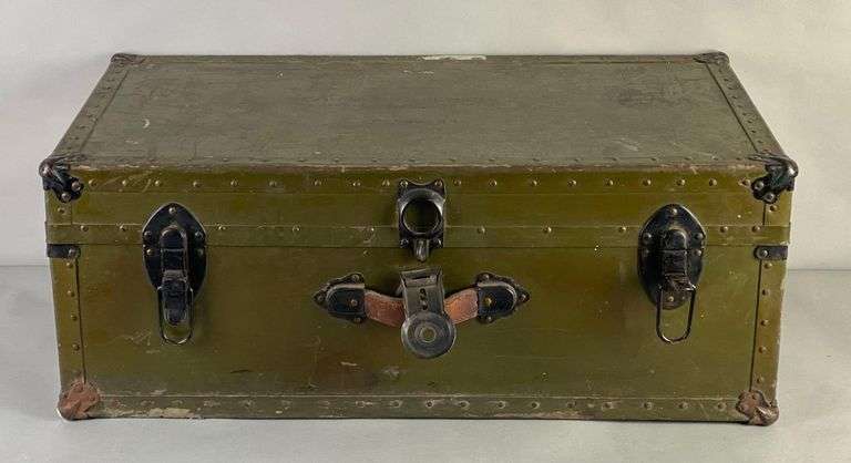 WW2 Officers Identified Pilots Foot Locker with Paperwork and More ...