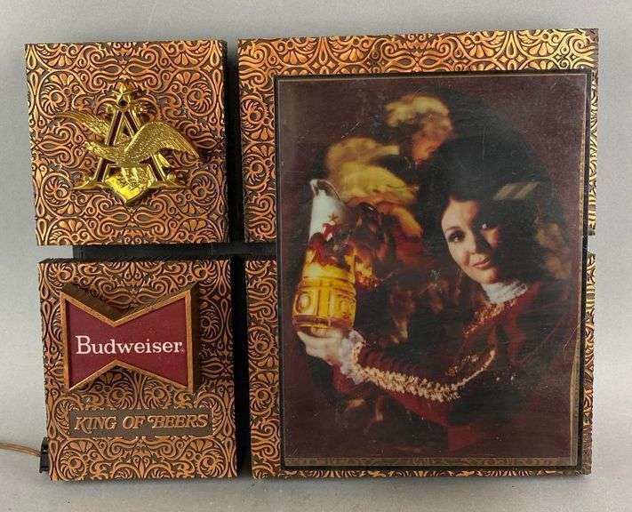 Budweiser Beer Light Up Advertising Sign - Matthew Bullock Auctioneers