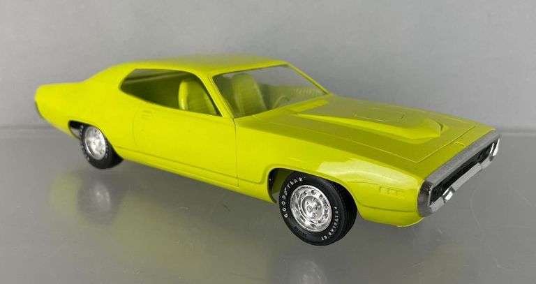 1971 Plymouth Roadrunner Curious Yellow Dealership Promo Car - Matthew ...