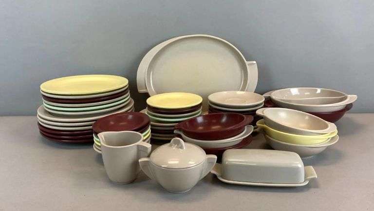 Group of Boonton Dinnerware - Matthew Bullock Auctioneers