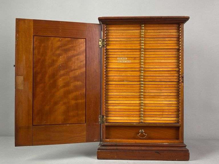 Antique Microscope Slide Storage Case - Matthew Bullock Auctioneers