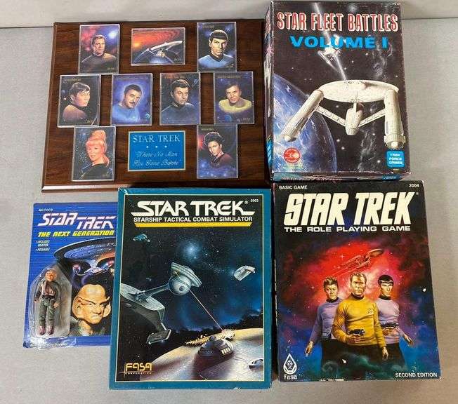 Group of 8 Star Trek Themed Games and More - Matthew Bullock Auctioneers