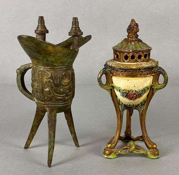 Group of 2 Cast Metal Chinese Items - Matthew Bullock Auctioneers