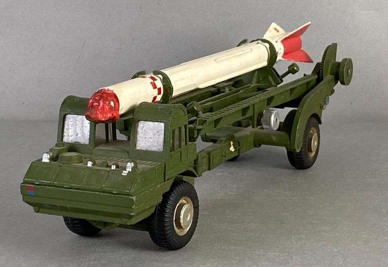 Corgi Major Toys 1113 Corporal Missile on Erector Military Vehicle ...