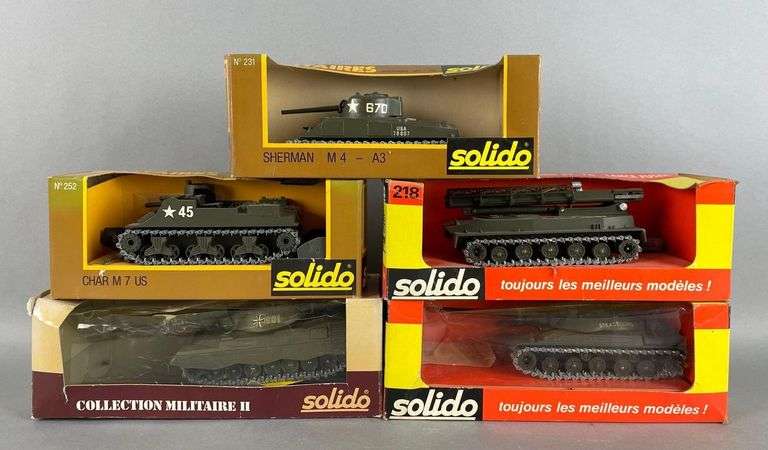 Group of Solido WW2 Era Die-Cast Tanks - Matthew Bullock Auctioneers