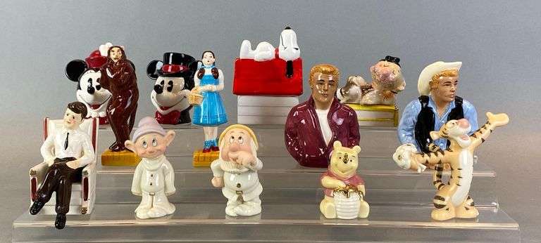 Group of Porcelain Salt and Pepper Shakers - Matthew Bullock Auctioneers