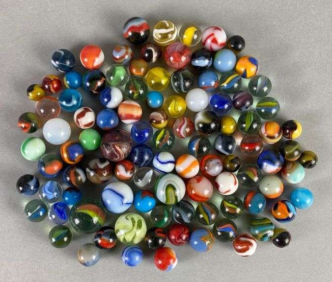 Group of 100+ Vintage Marbles - Matthew Bullock Auctioneers
