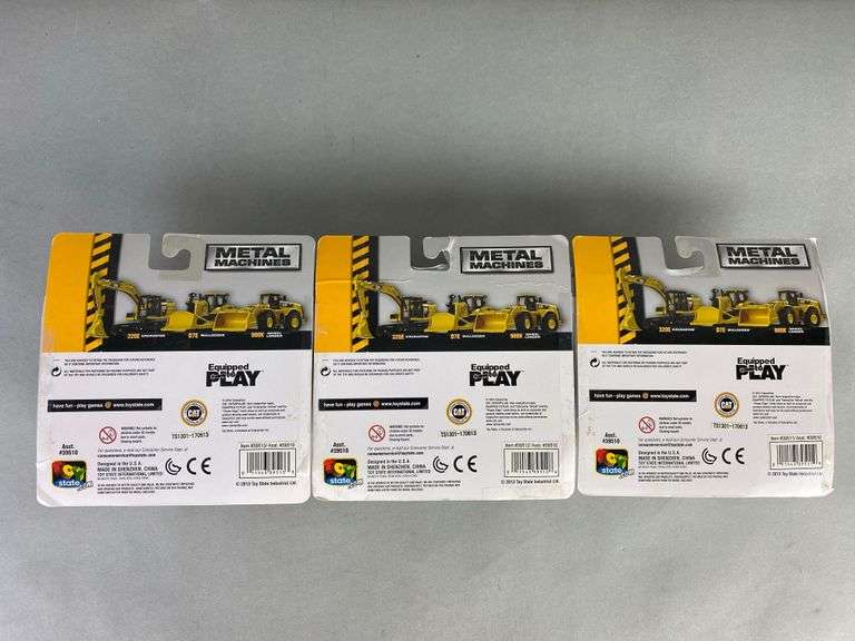Group of 3 CAT Die-Cast Heavy Equipment Vehicle Models - Matthew ...