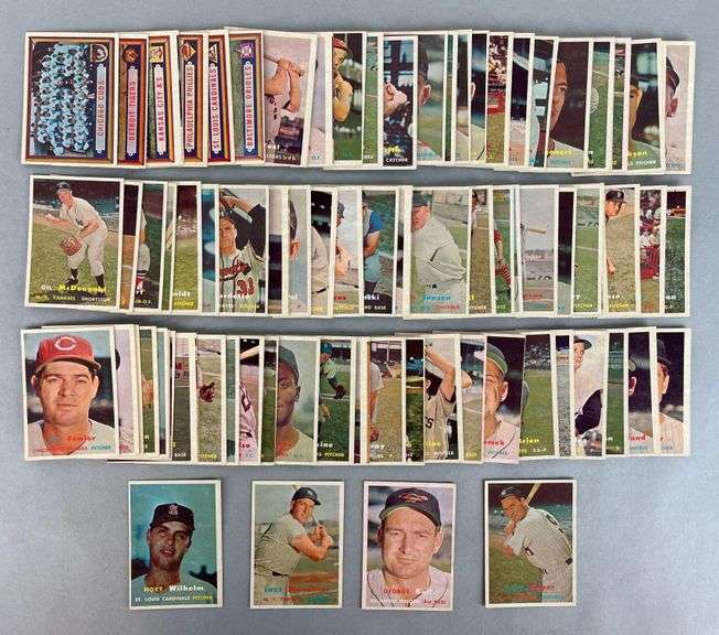 82 - 1957 Topps Baseball 3rd Series Set Break with HOFs, and Team Cards ...