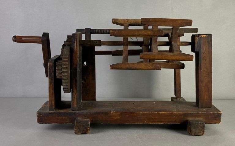 Japanese Zakuri Silk Wood Thread Winder - Matthew Bullock Auctioneers