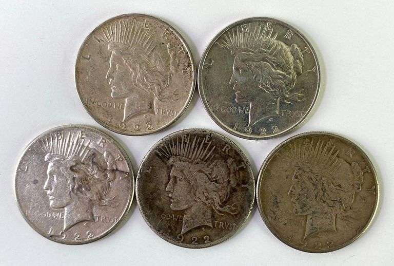 Group of 5 1922 US $1 Peace Silver Dollars - Matthew Bullock Auctioneers