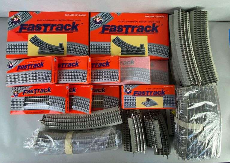Group of Assorted Lionel FasTrack Model Train Sections - Matthew ...
