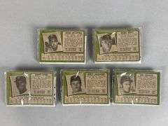 1971 Topps Baseball West Corps. Cello Fun Pack Vending Box of 20 with ...